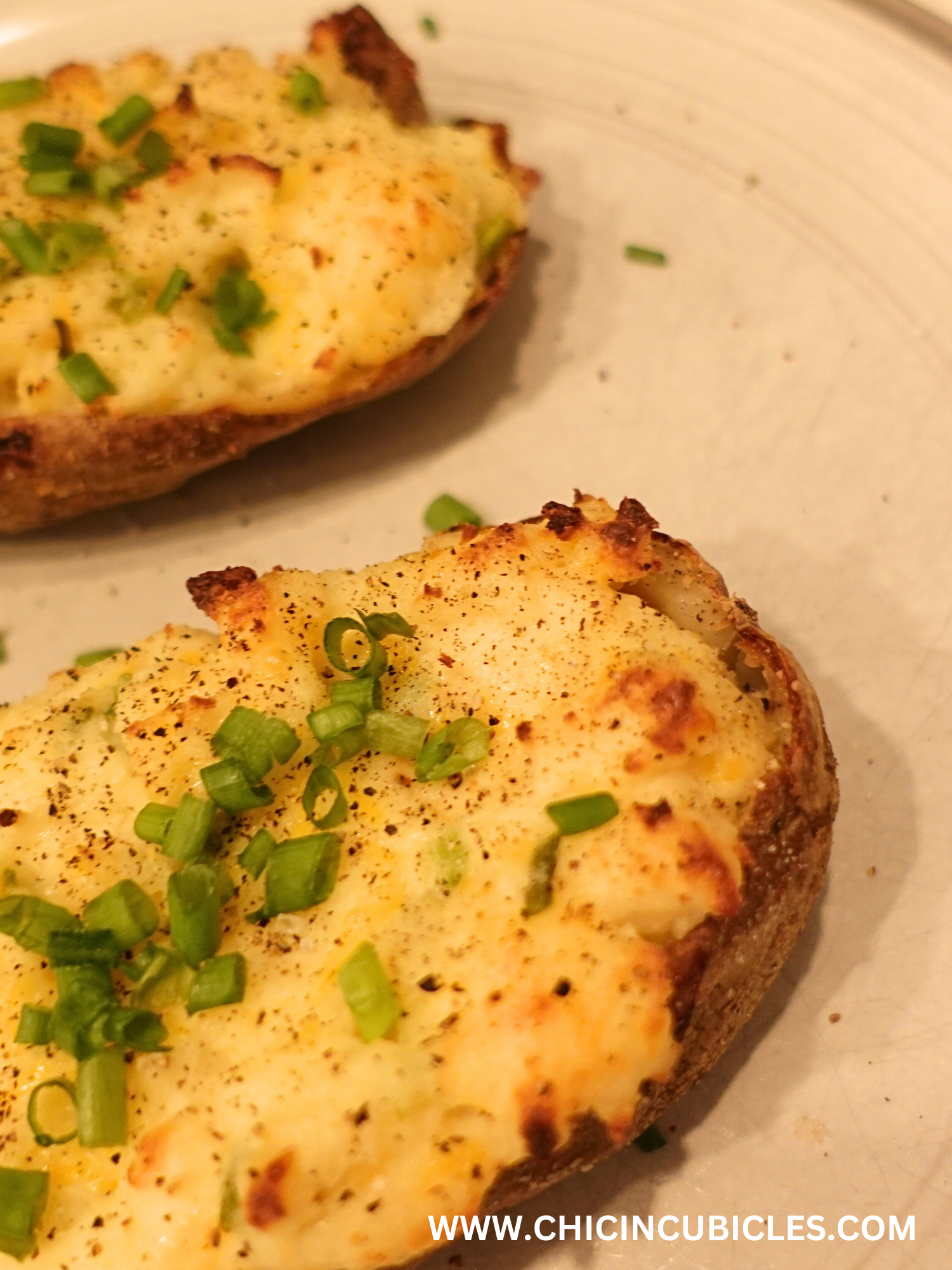 Easiest Twice Baked Potatoes Recipe (Perfect For Date Night!) - Chic In ...